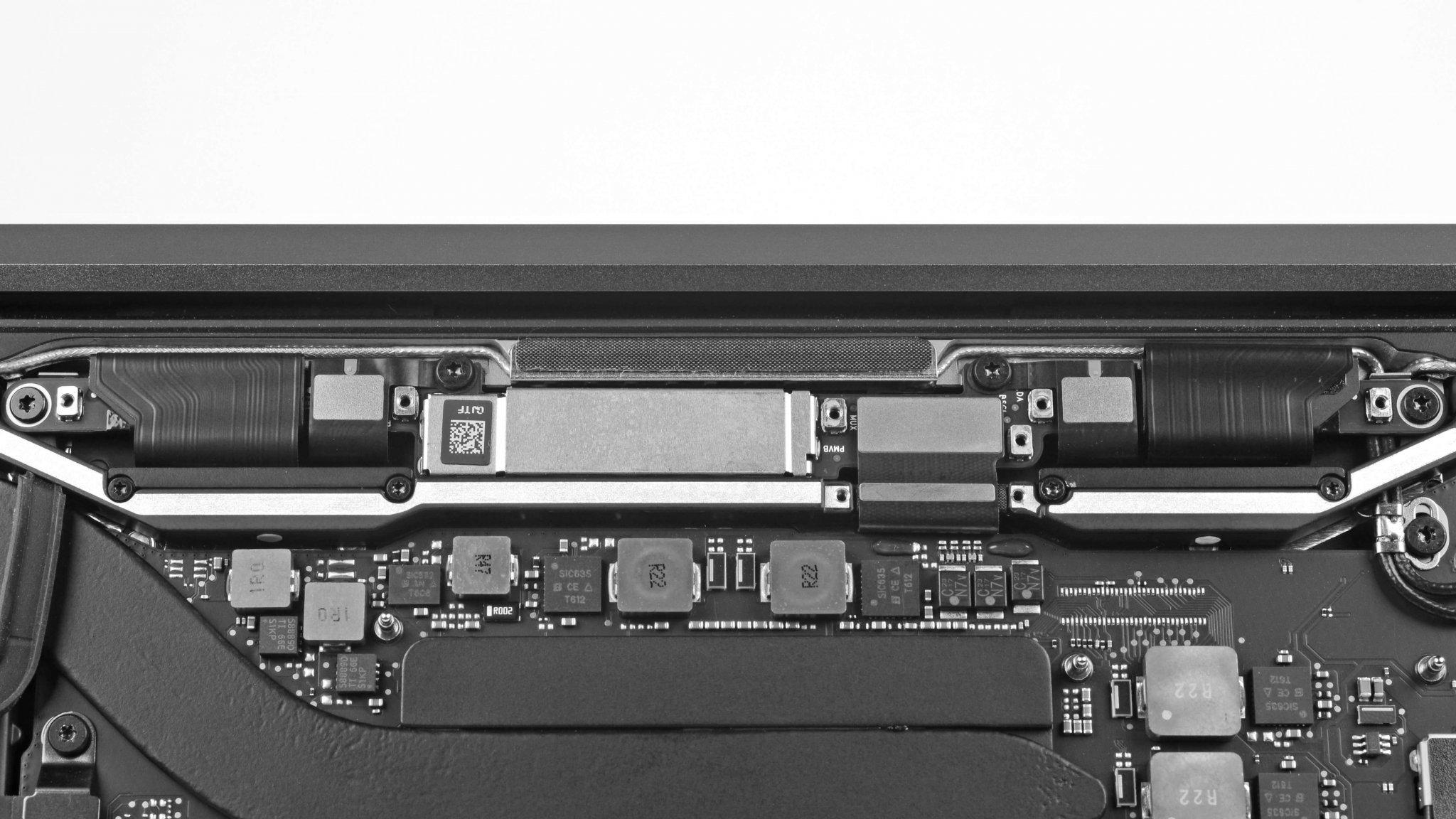 Qu'est-ce le flexgate, ce mal qui frappe les MacBook Pro ? - Fixeurs.fr